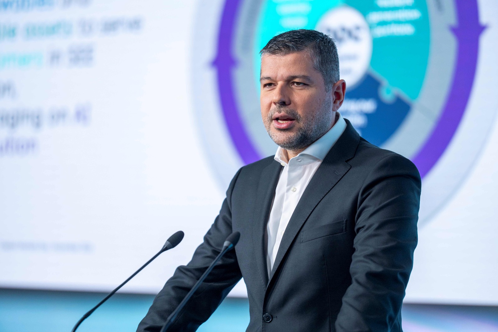 Αναβάθμιση outlook της ΔΕΗ από S&P