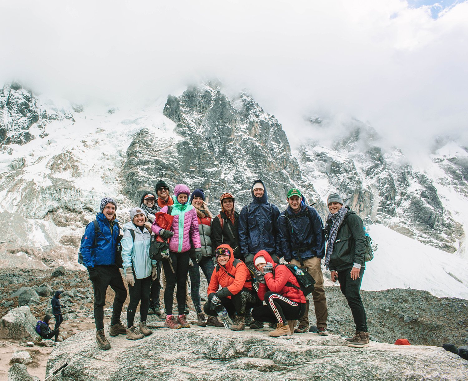 Benefits of Small Group Travel for Solo Adventurers