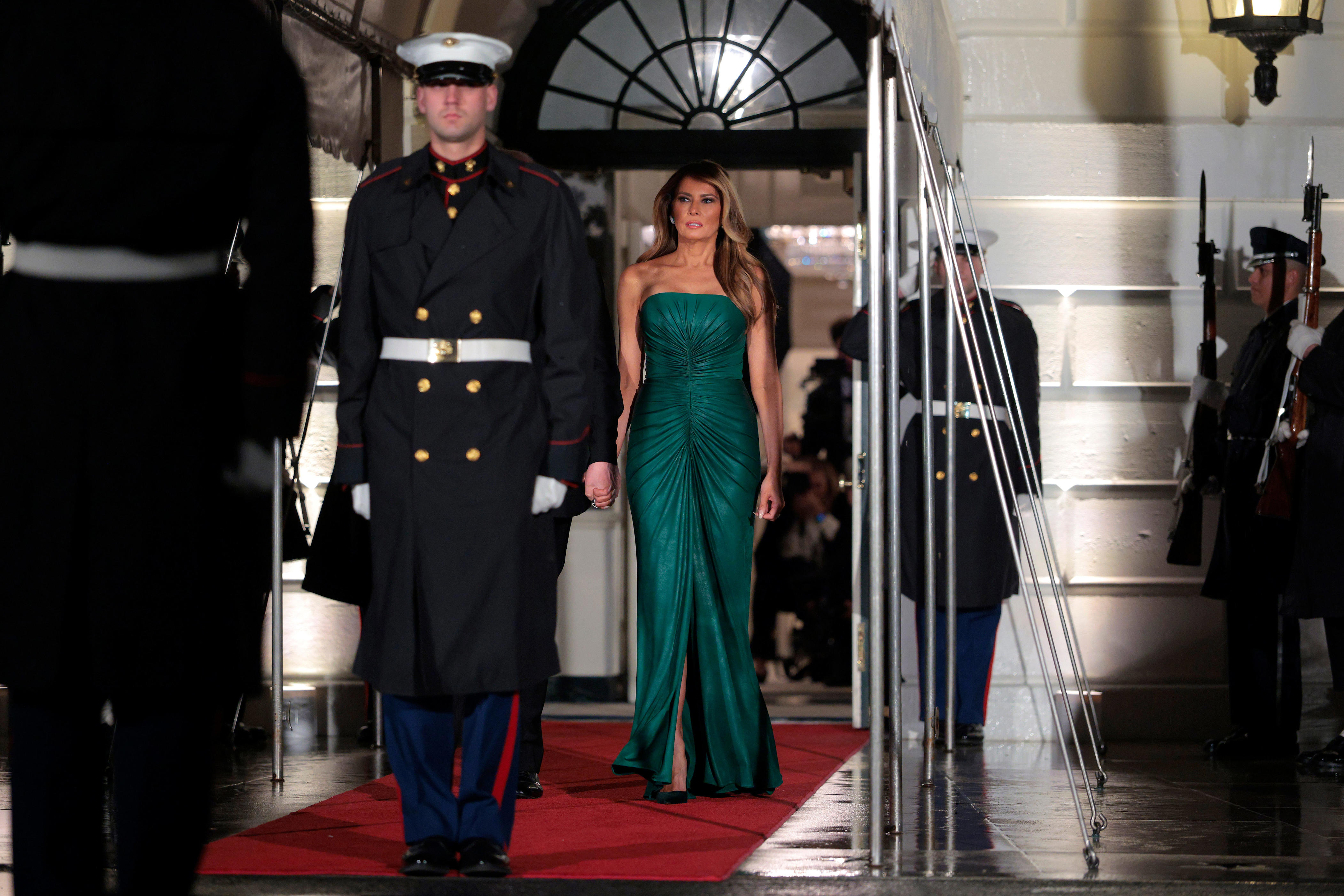 Melania Trump nods to Saudi Arabian flag with green gown for Crown ...