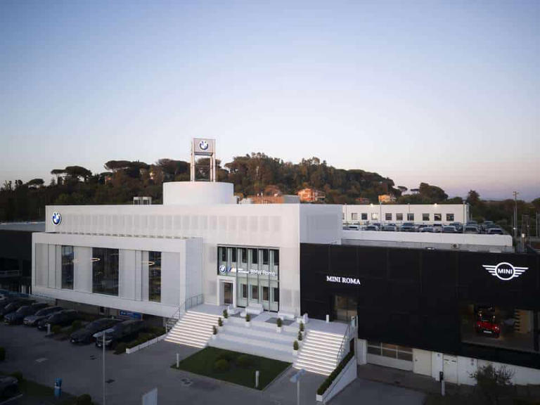 BMW vince DealerSTAT 2026: è il marchio n.1 per soddisfazione dei ...