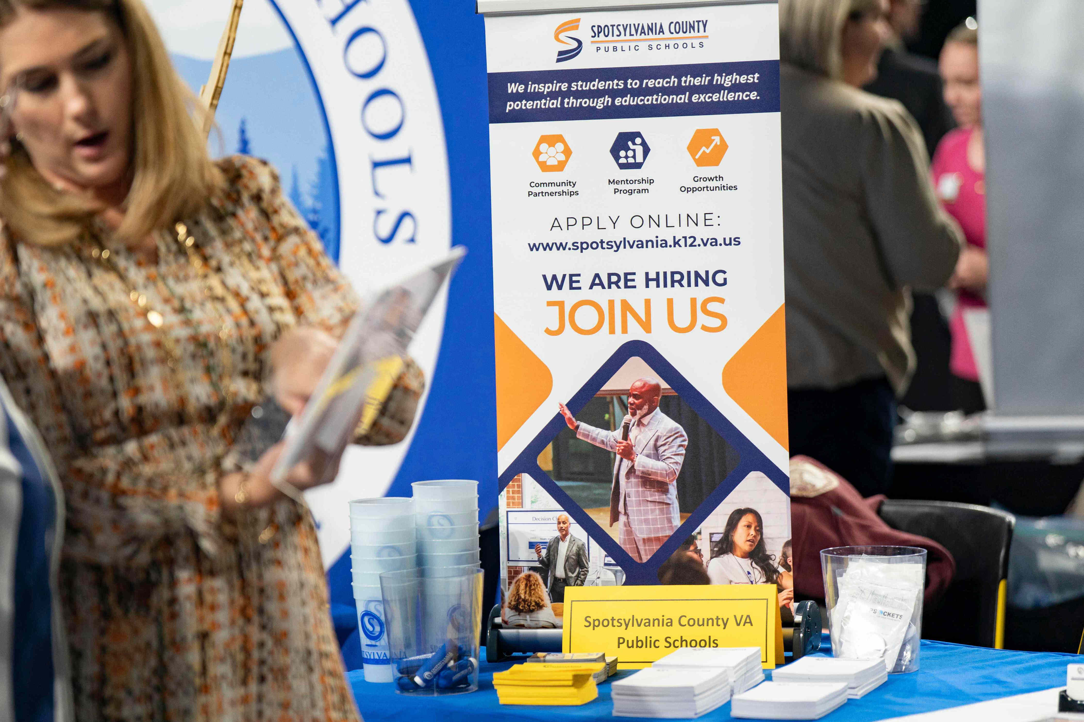 After a Weak Summer, U.S. Job Market Shows Signs of Recovery With ...