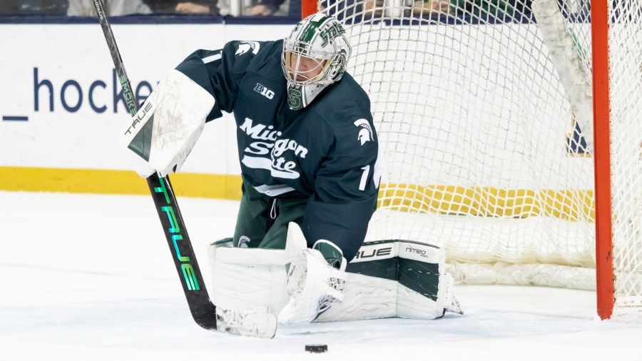 Spartans, Wolverines stay atop college hockey rankings
