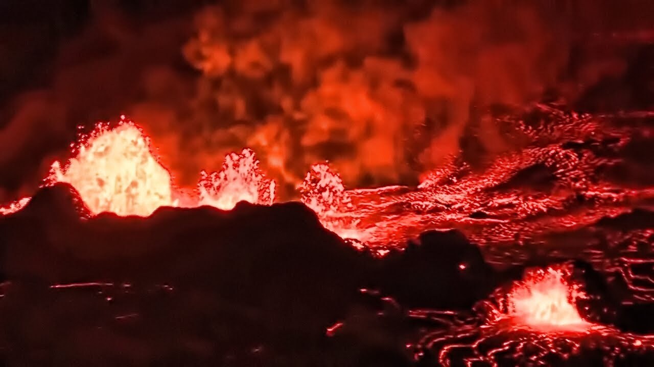 Kilauea Volcano Eruption • Night View Of Lava (May 2018)