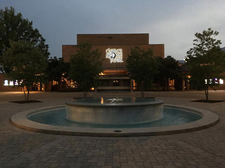 ‘A Christmas Carol’ coming to UT’s Clarence Brown Theatre