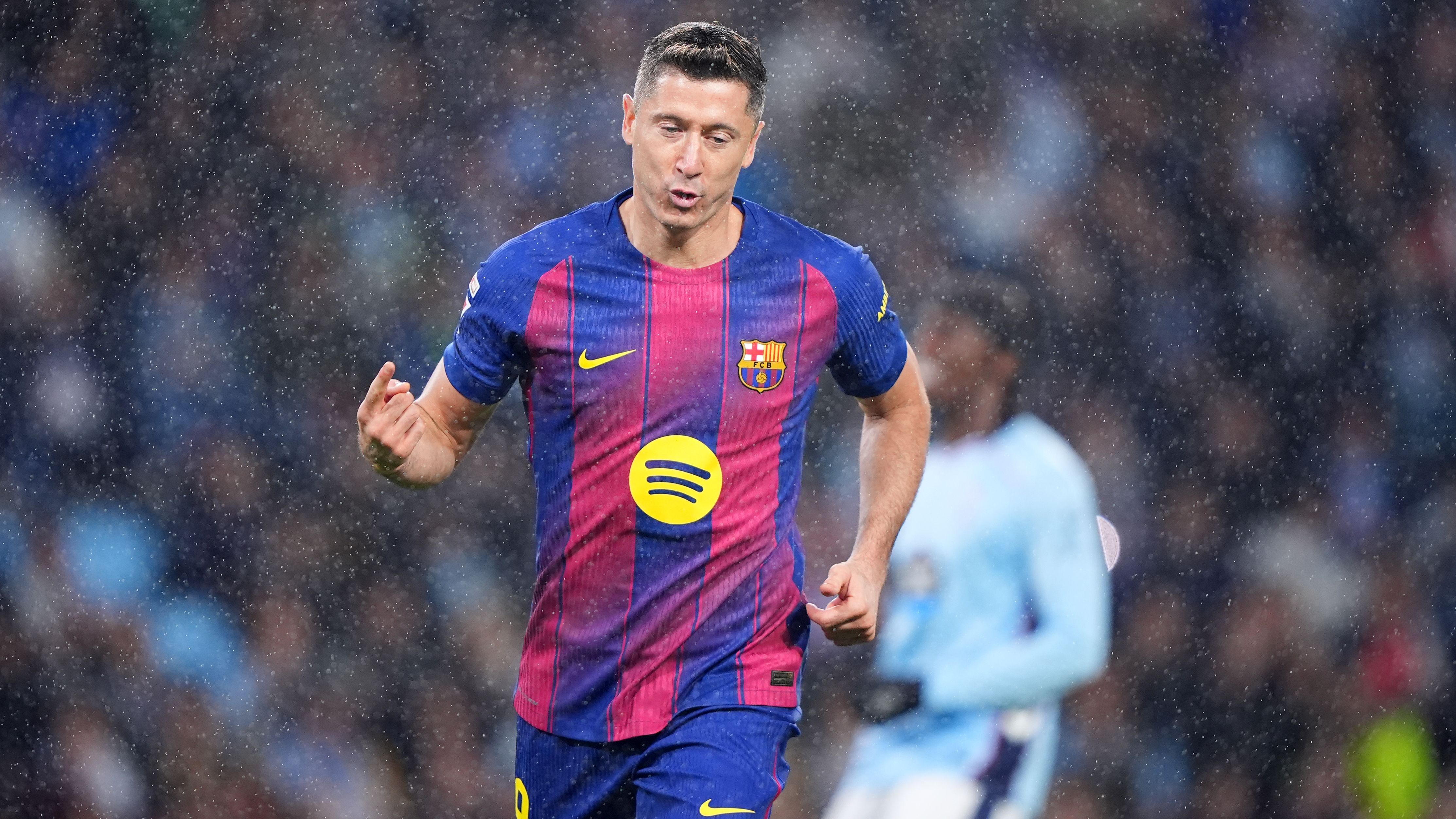 Lewandowski e l'assurda richiesta del Barcellona: "Smetti di segnare". Cos'è successo e per ...