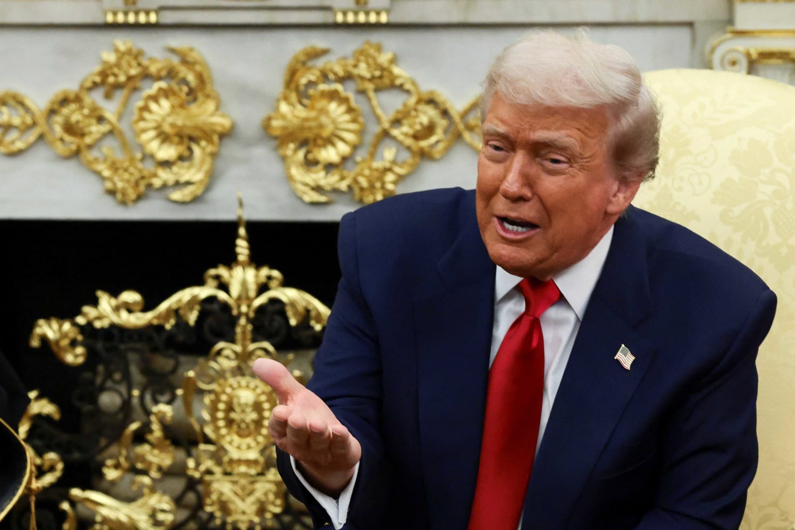 Experts flag evidence the GOP is 'losing faith' in Trump