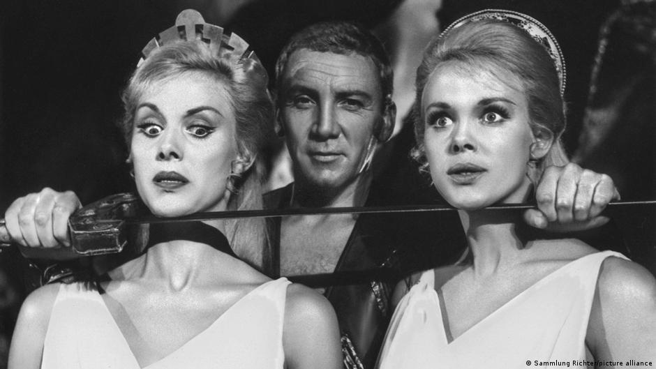 Las gemelas Kessler, estrellas alemanas del espectáculo, fallecen ...