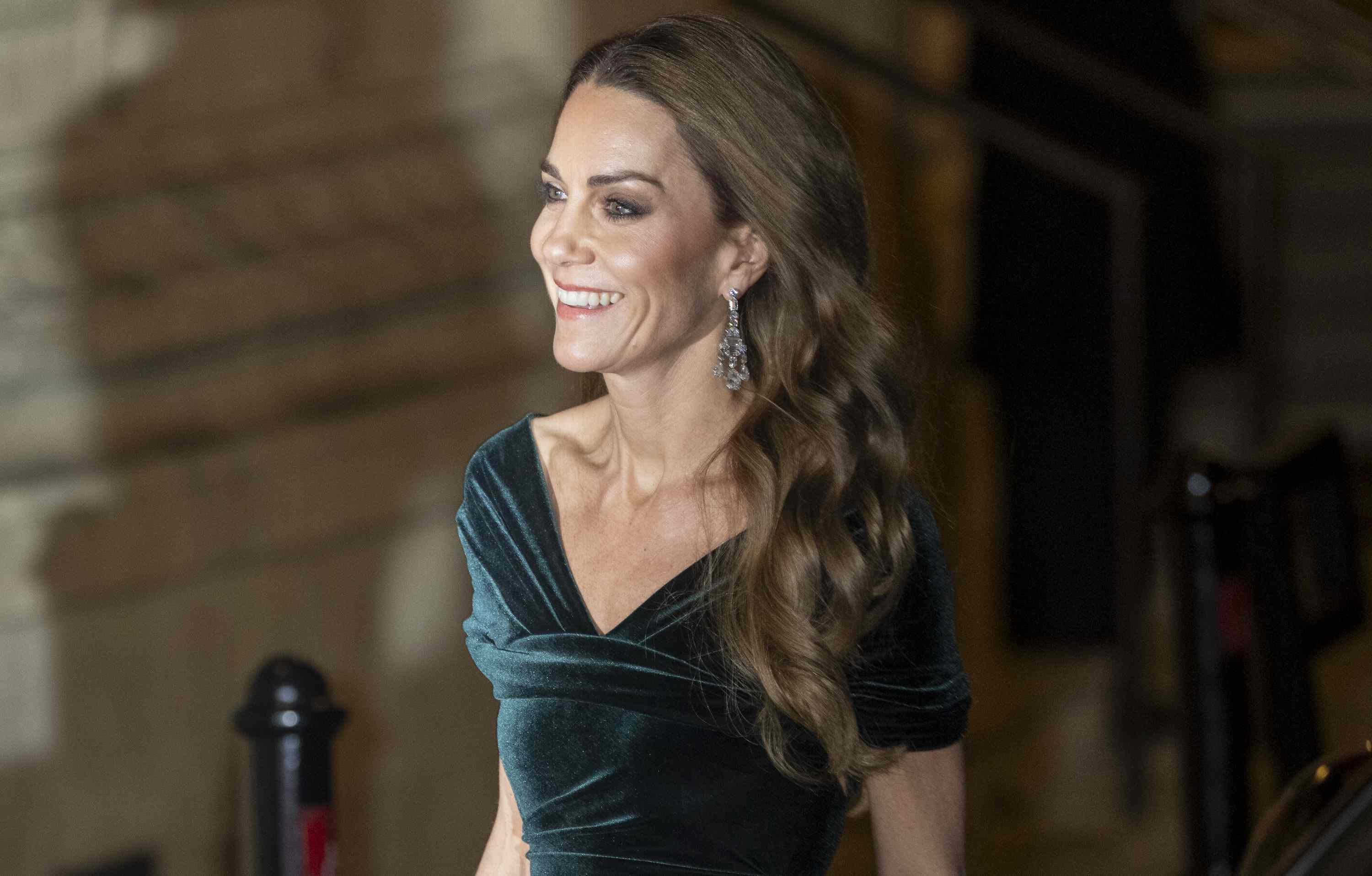 Kate Middleton Stuns in Off-the-Shoulder Bodycon Dress for Glamorous ...