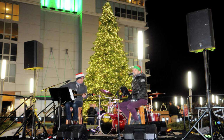 Where to see holiday tree lightings in Connecticut during the 2025 ...