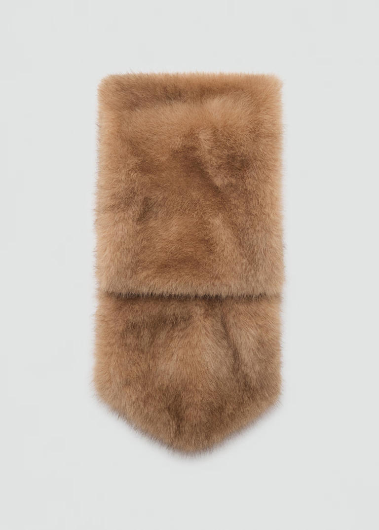 Sí, de verdad: una estola de faux fur es el accesorio de invierno más ...