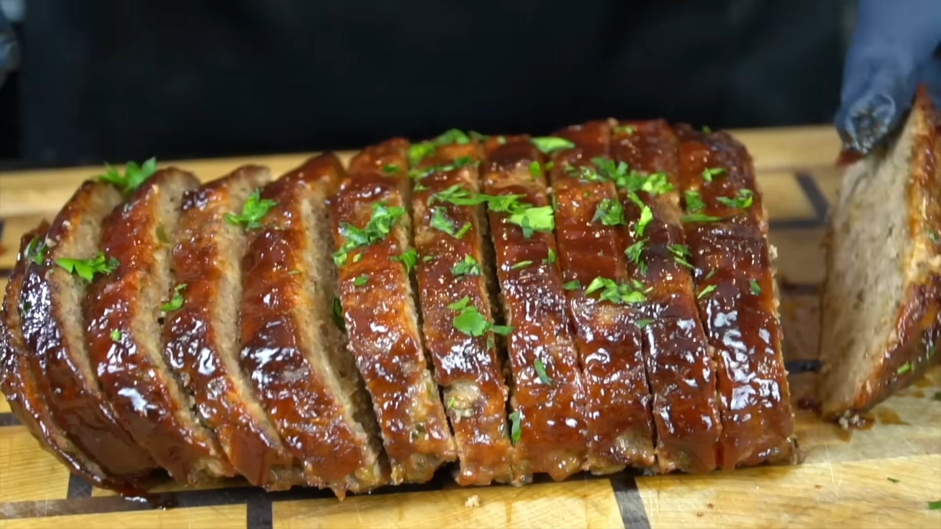 How To Make The Best Homemade Meatloaf Easily