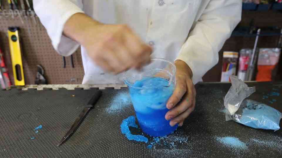 What every curious mind can do: 5 easy science experiments