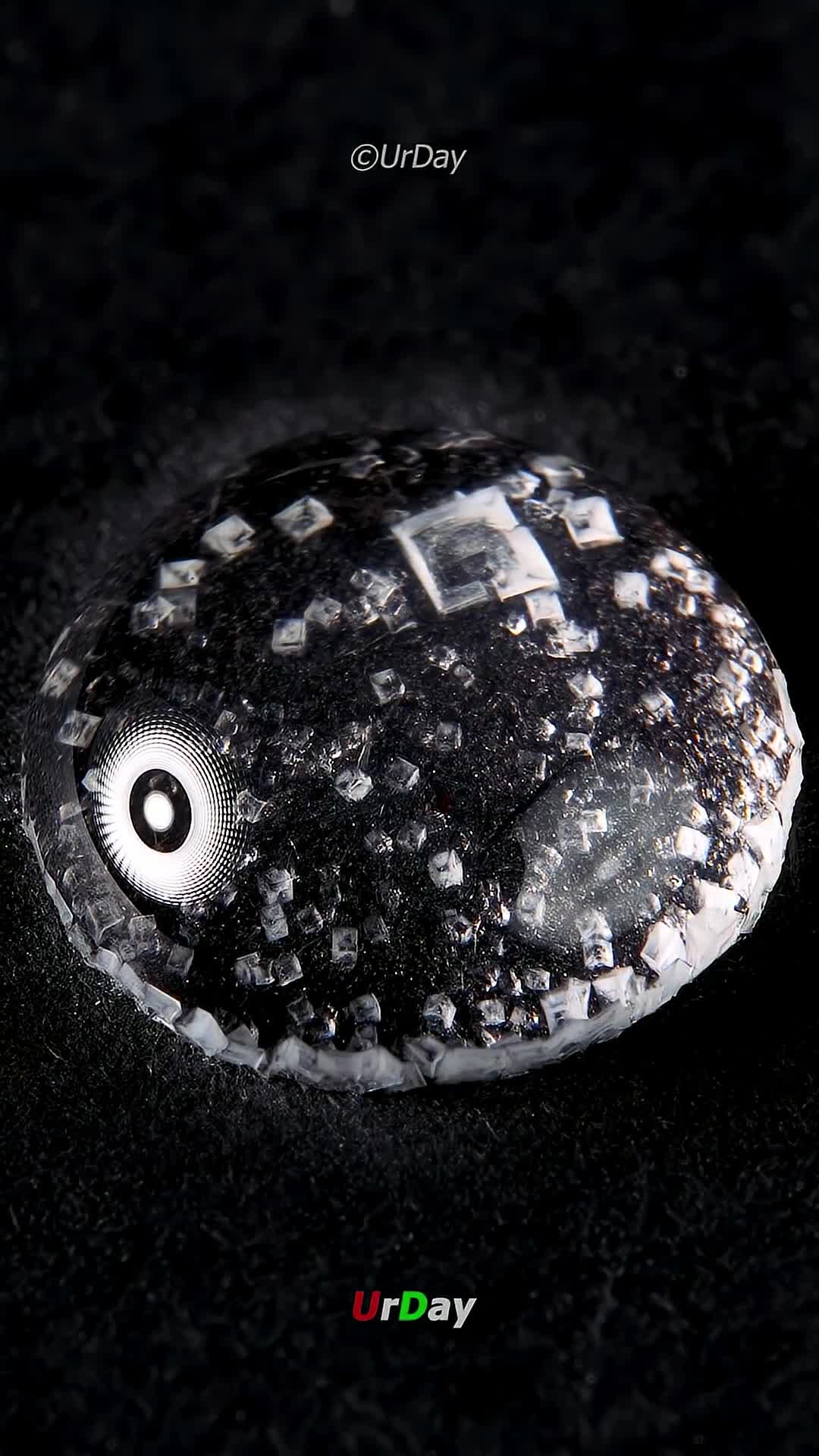 How sea salt crystals grow close-up & timelapse #urday #closeup