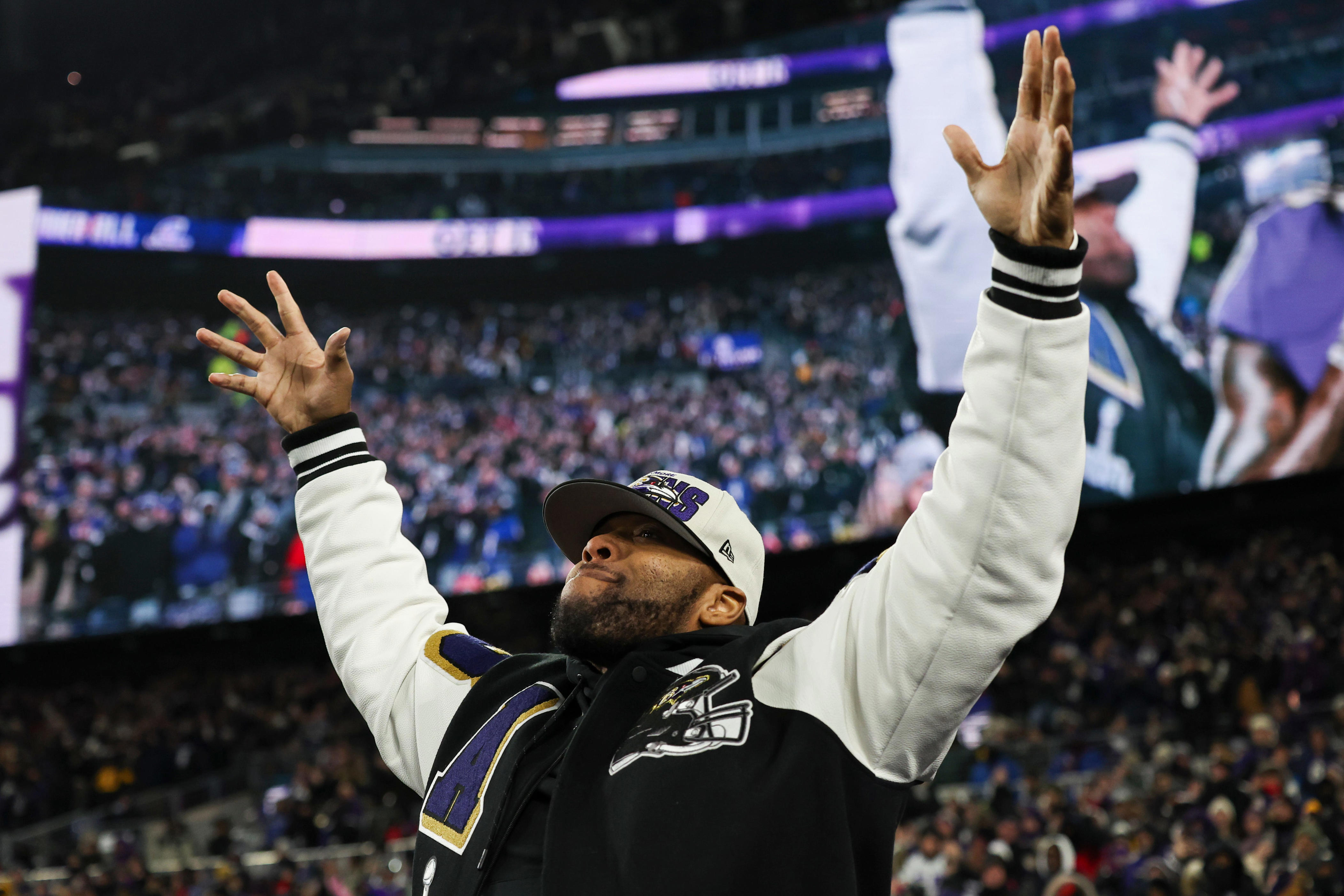 Terrell Suggs names two Ravens rivals among his top three NFL pass rushers