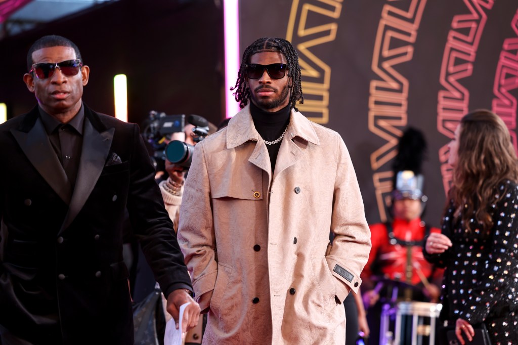 Deion Sanders paints troubling picture of Browns amid Shedeur Sanders start