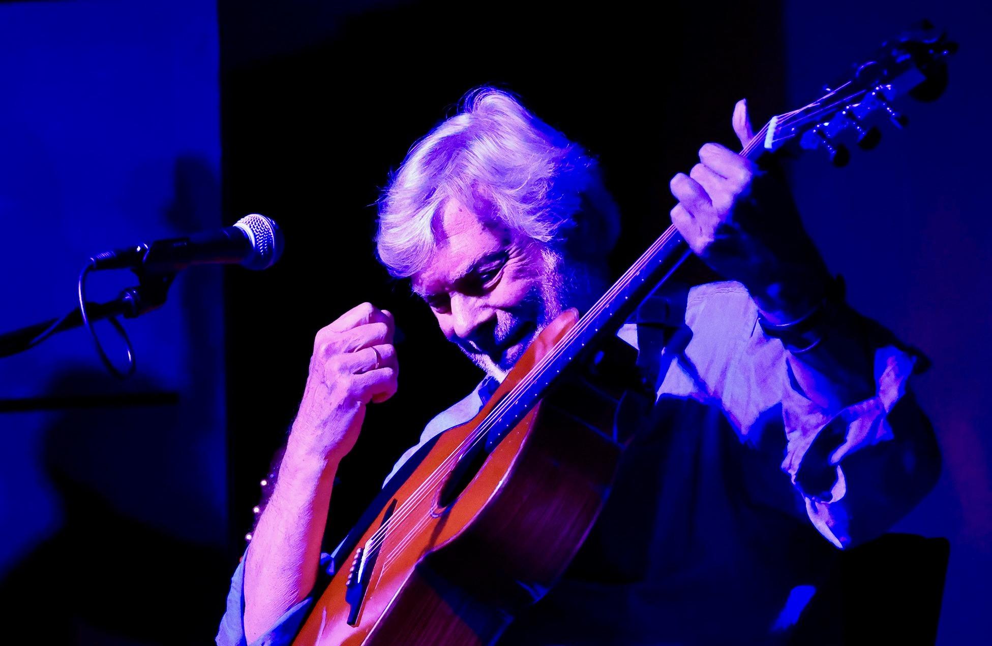 Singer songwriter Steve Tilston to play gig at Hebden Bridge Trades Club