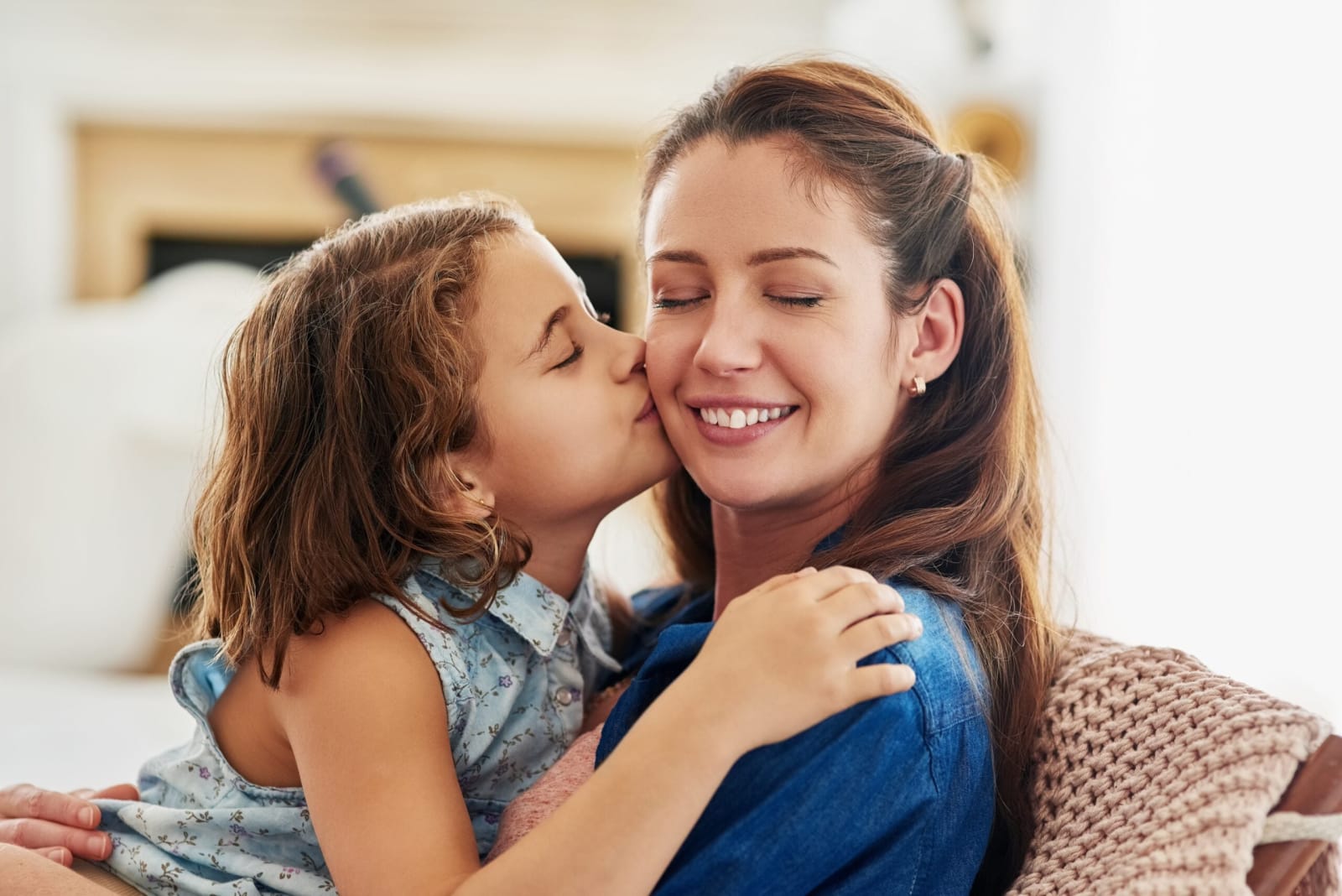 Scientists trace the origins of kissing back more than 21 million years
