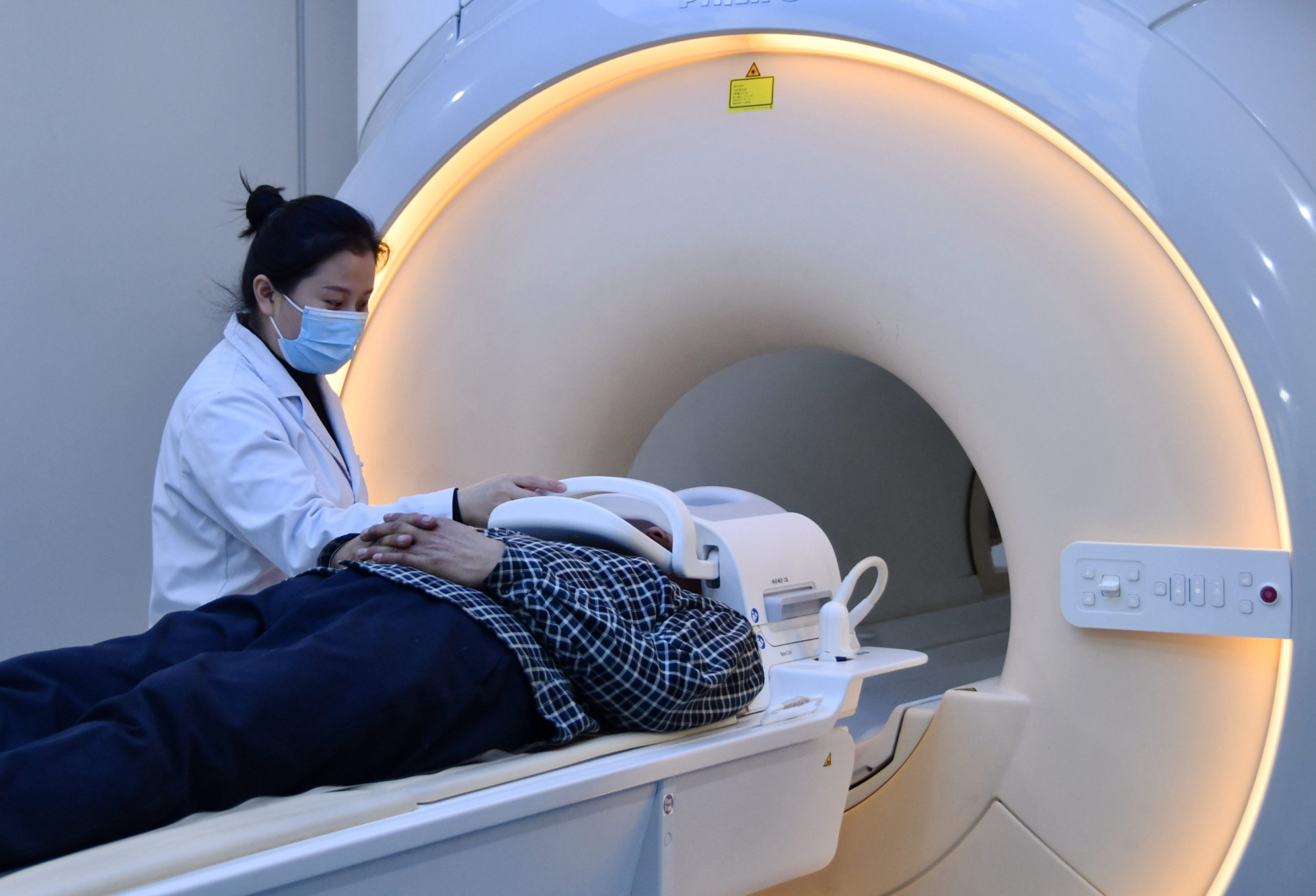 Your brain starts shrinking after 40: Here's what to do