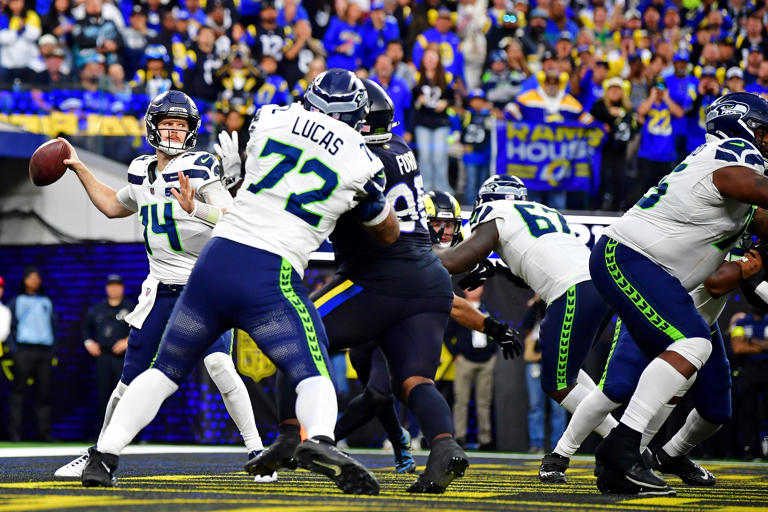 Seahawks Reacts Survey, Week 12: How do feel about Seattle’s NFC West chances now?