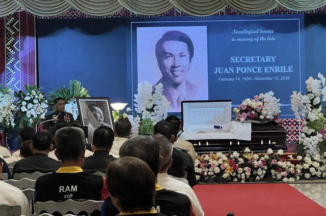 Gov't officials honor Enrile at necrological rites in Camp Aguinaldo
