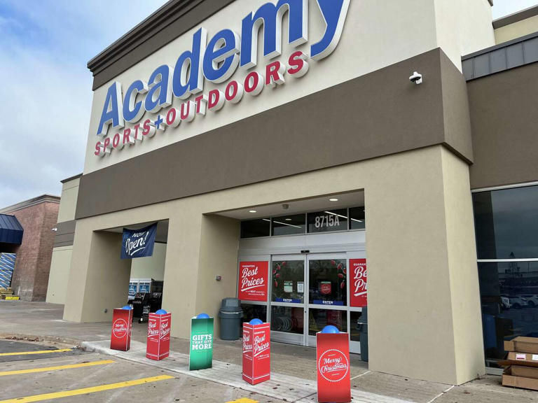 Academy Sports + Outdoors opens 24 stores across 16 states in 2025