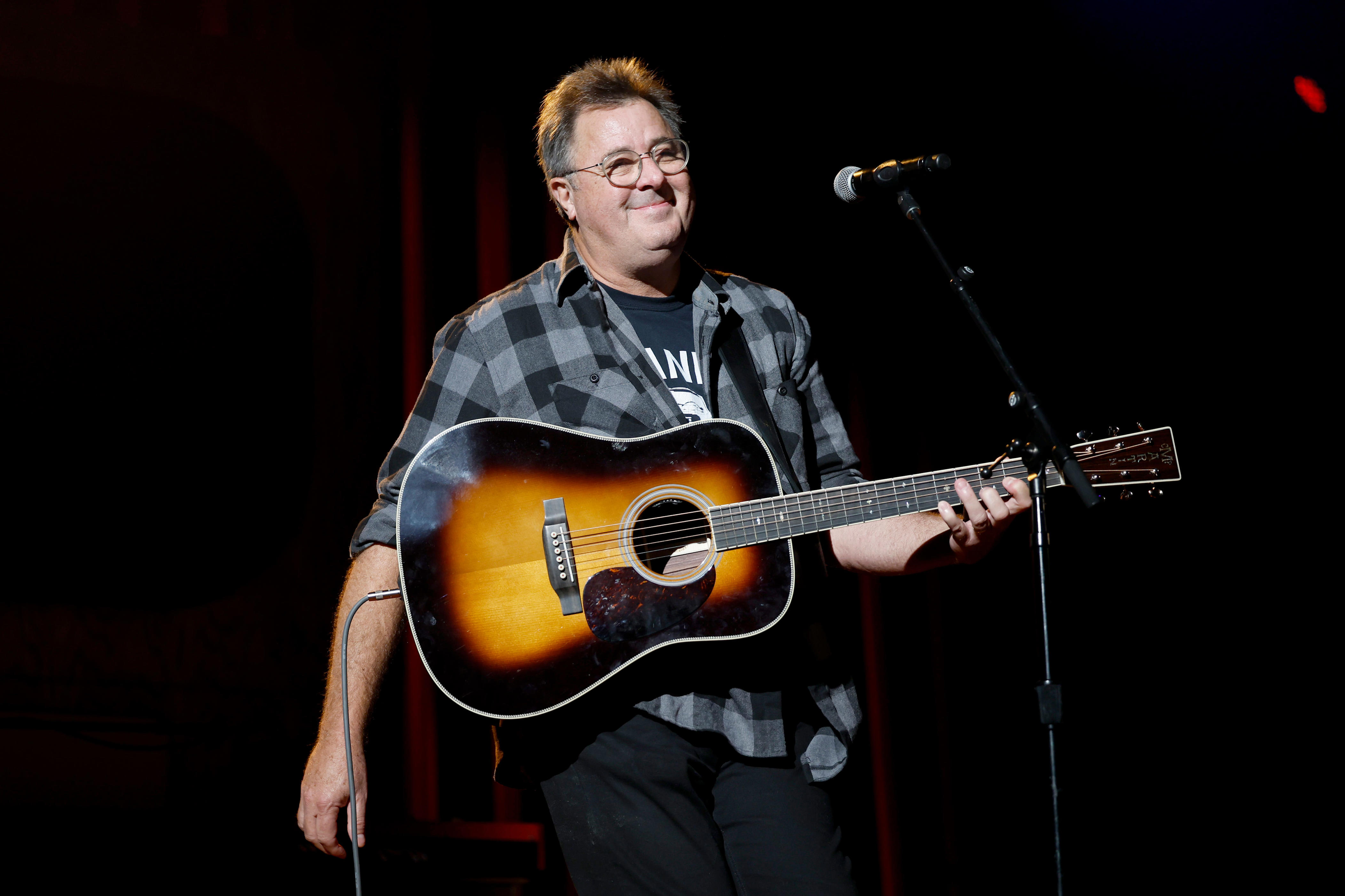 What to know about country legend Vince Gill, recipient of 2025 CMA Willie Nelson Lifetime ...