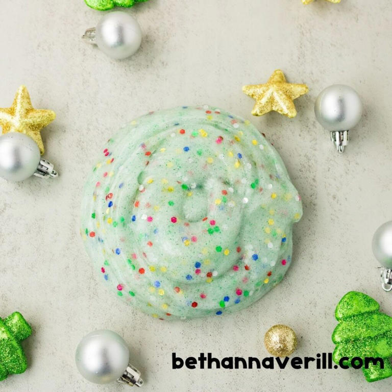 5+ Christmas Slime Recipes That’ll Make Your Classroom Sparkle