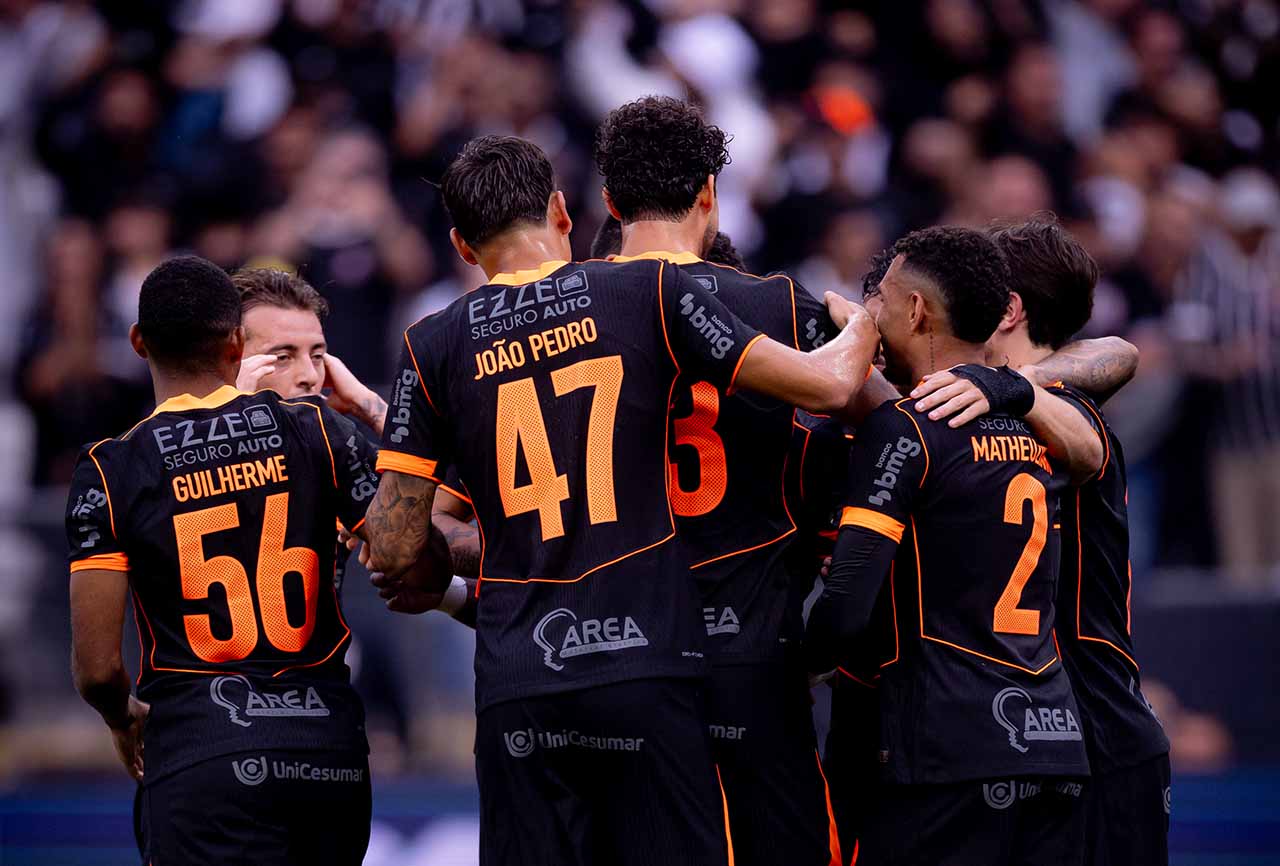 Corinthians x São Paulo: onde assistir, escalações e arbitragem