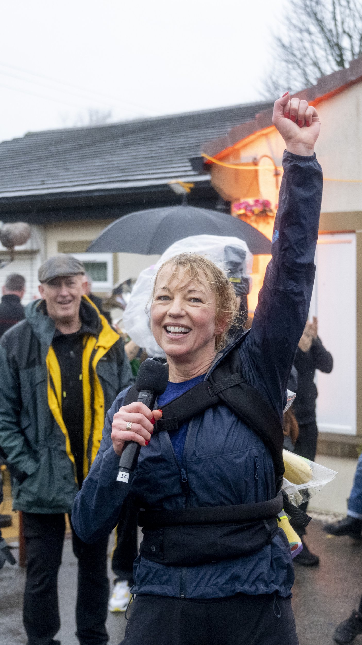 Sara Cox 'unable to walk' after epic charity marathon