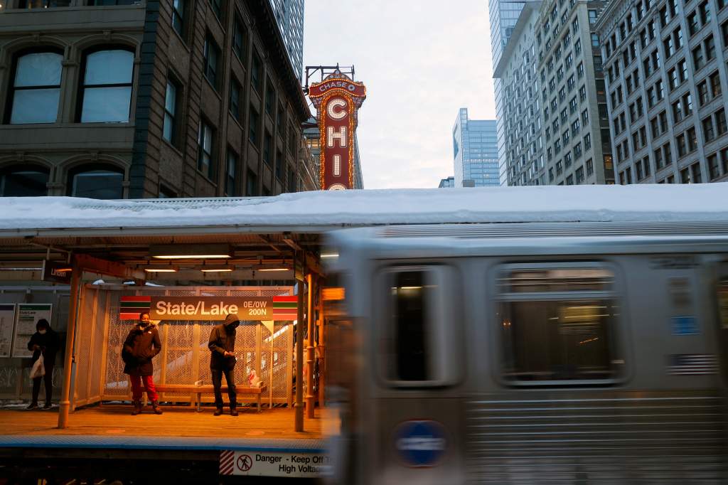 Chicago woman doused in unknown liquid, set on fire by man on subway