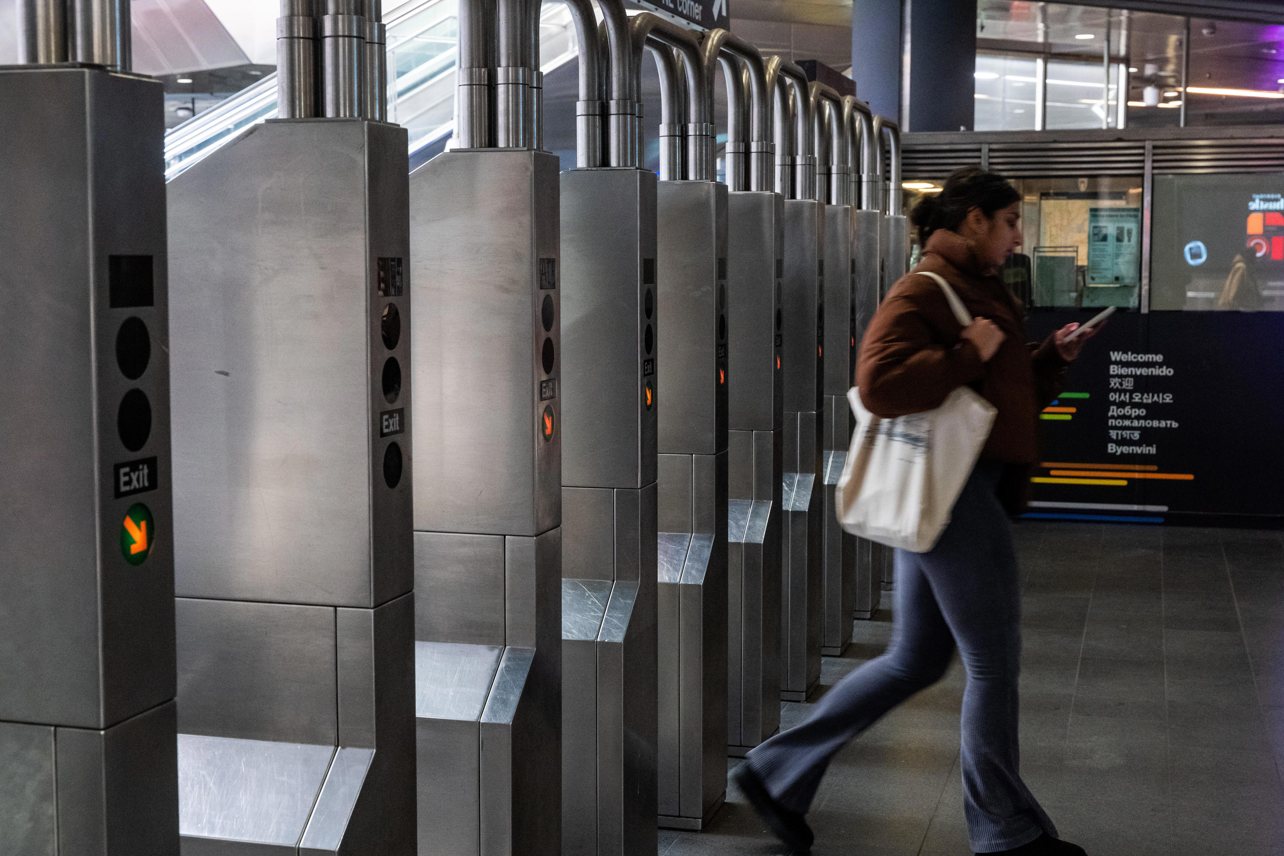 New OMNY Card Replaces MTA Legend MetroCard