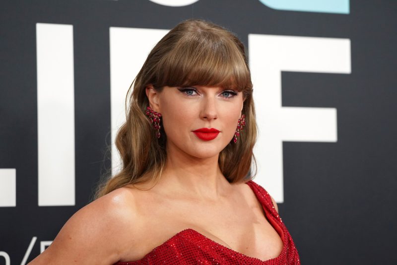 Taylor Swift inspires Cambridge Dictionary’s ‘Word of the Year’
