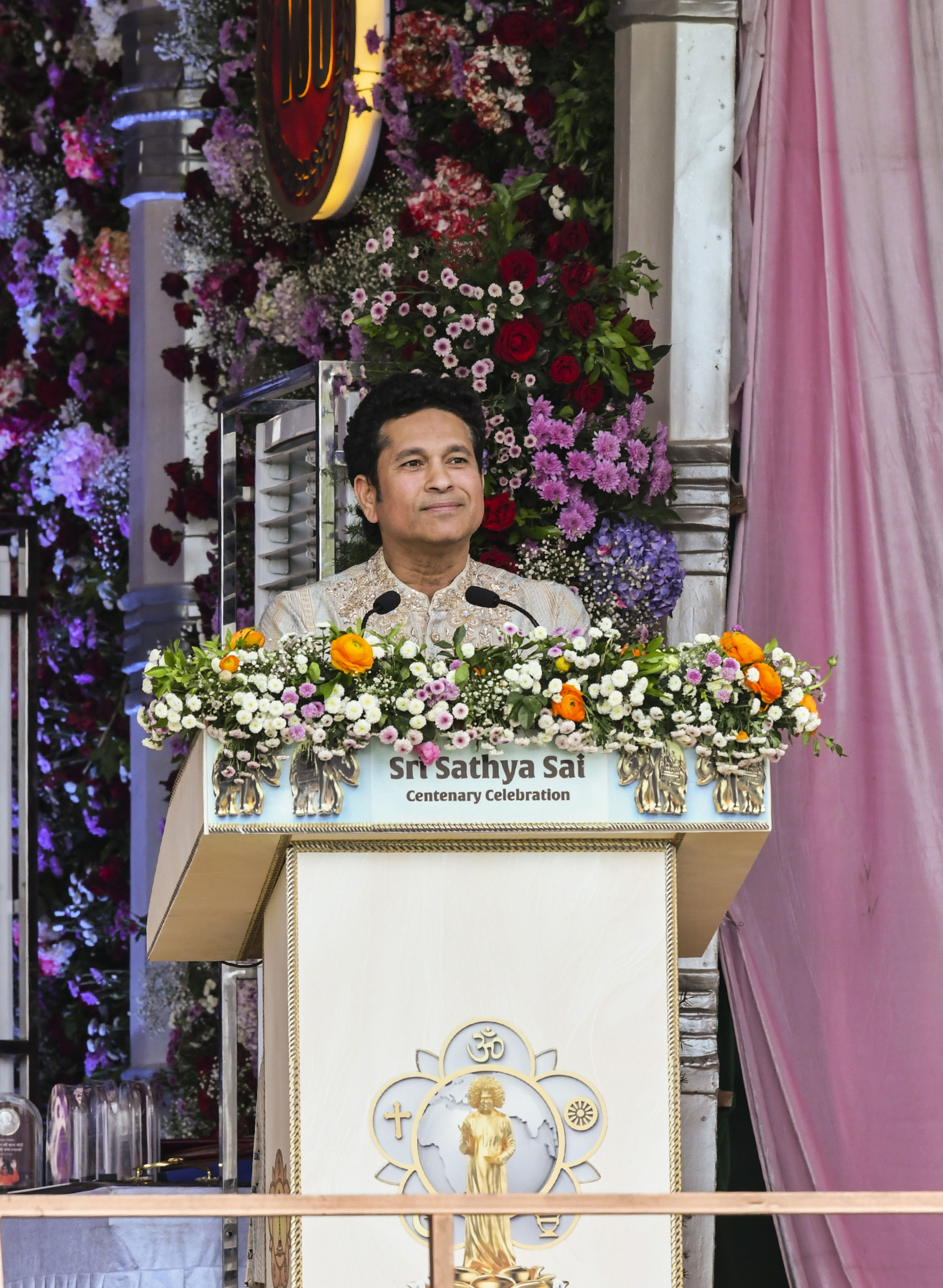 People called me boy with 'Sathya Sai Baba-like hair': Sachin Tendulkar