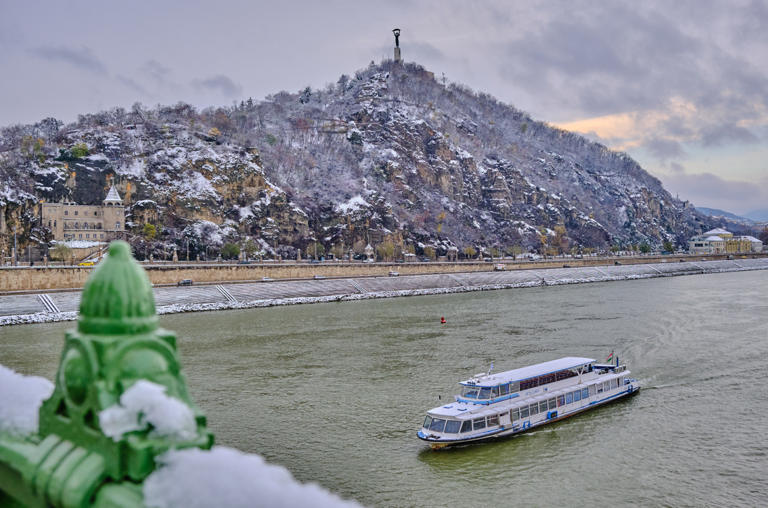 Élvezd a város ünnepi hangulatát a Dunáról! – Adventi járatokkal és workshoppal vár a MAHART