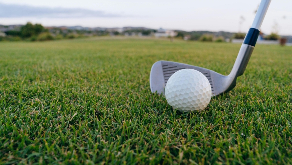 Allenamento con kettlebell per golf, padel e tennis: i consigli dell ...