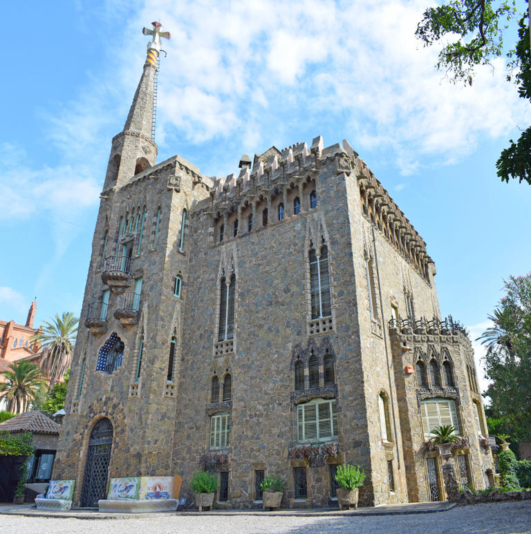 How to Find Hidden Gems in Barcelona