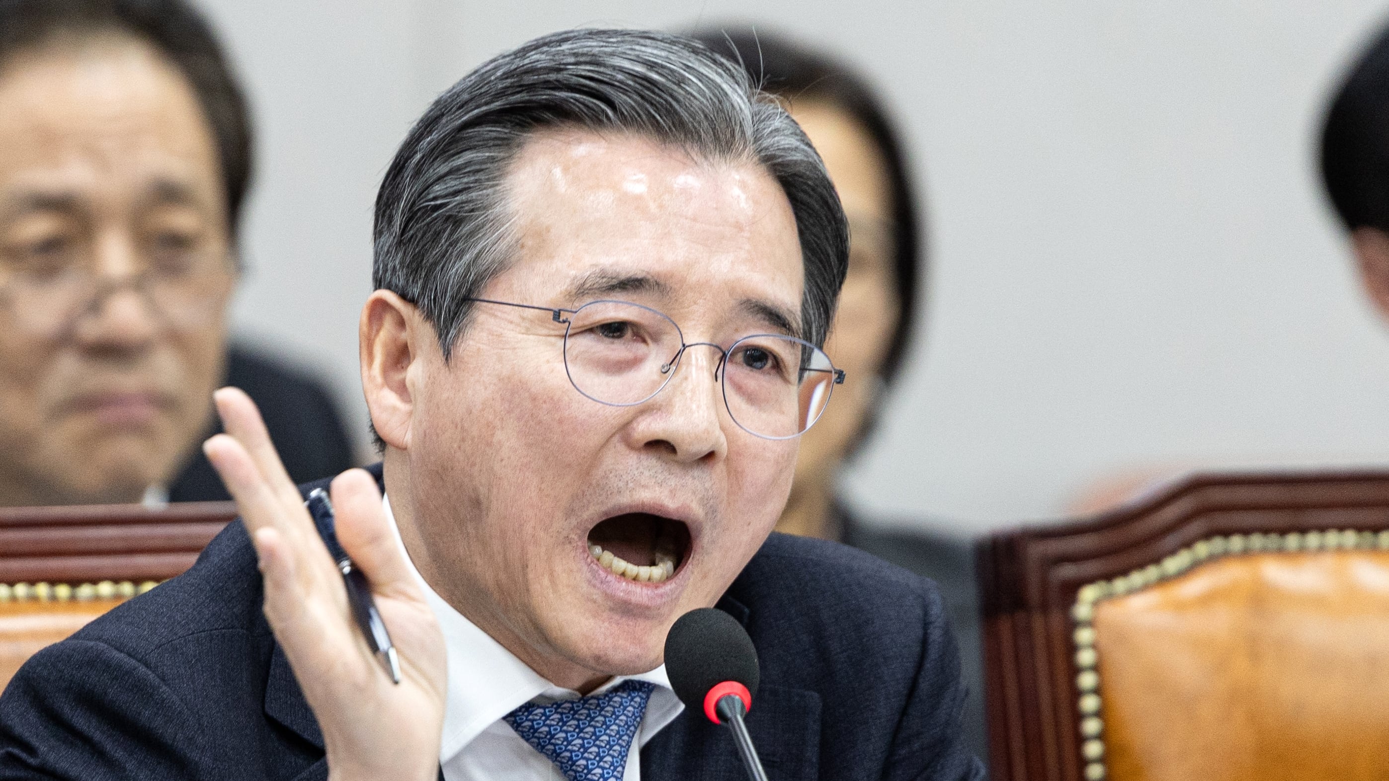 Presidential Policy Chief Apologizes for Outburst Over Daughter's Mention