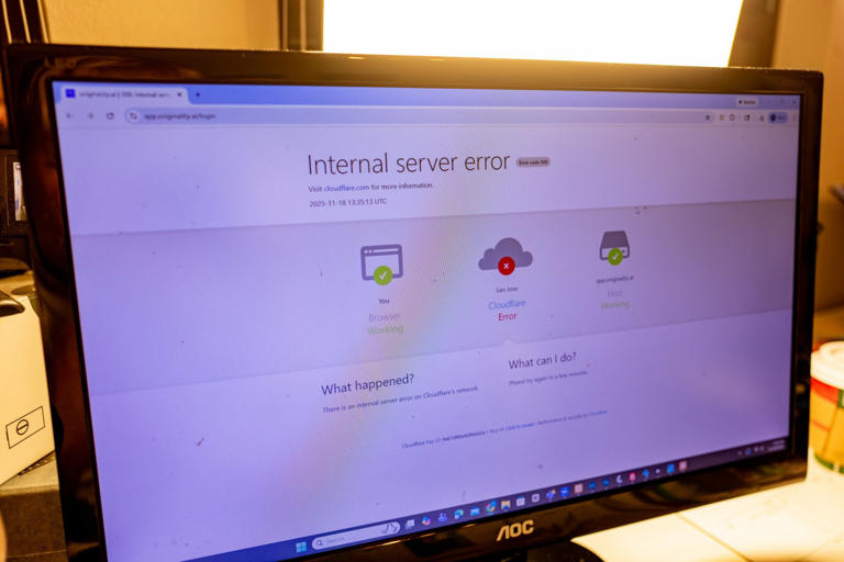 Mass internet outage caused by Cloudflare crash