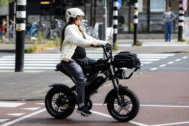 NYC Plans 25 New E-Bike Battery Swapping Stations By 2027