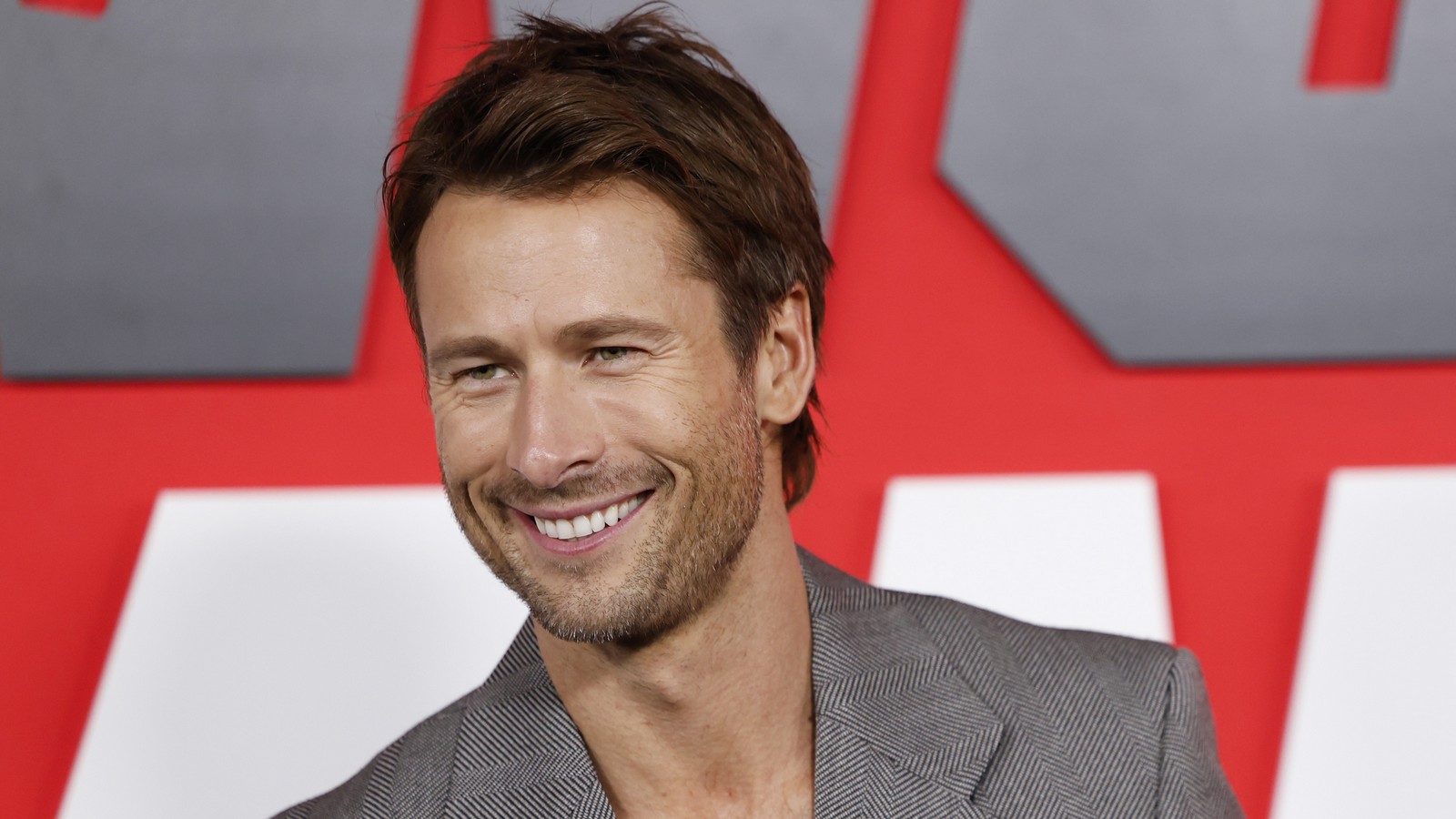 Glen Powell (Running Man) : 12 choses que vous ne saviez pas sur l'un des acteurs les plus sexy ...