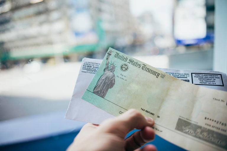 Trump $2,000 stimulus check rules mean 42% of Americans are not eligible