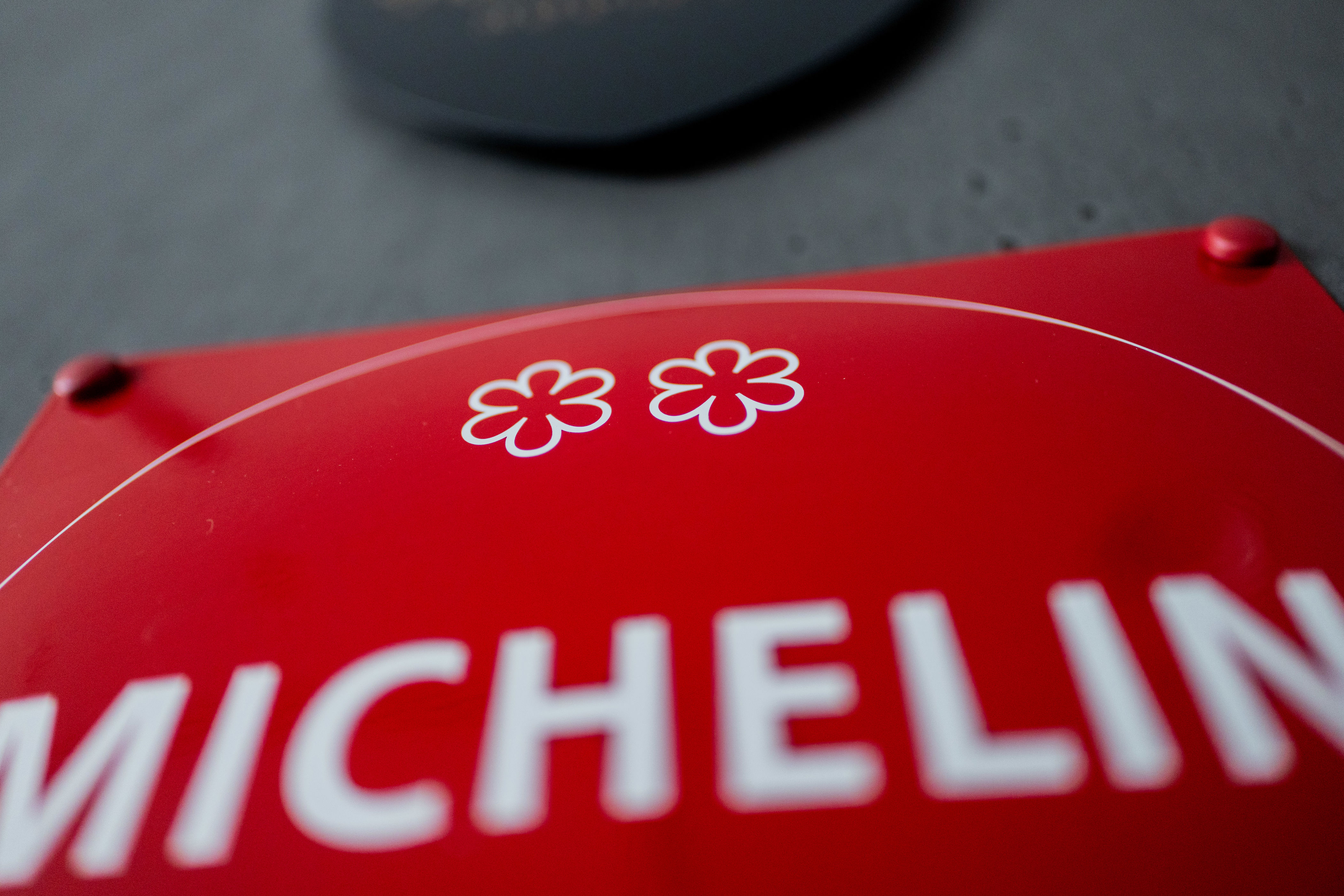 2 Chicago restaurants just got new Michelin stars, and 1 is brand new ...