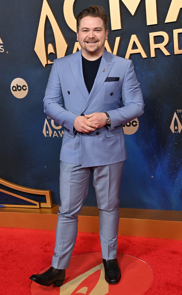 CMA Awards 2025: See All the Celebrity Red Carpet Fashion