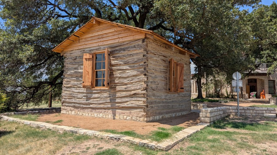 Preservation Austin awards those who do ‘wide-ranging,’ ‘often ...