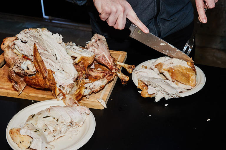 The Charbroil Big Easy Outdoor Air Fryer Is a Safer Alternative to Deep ...