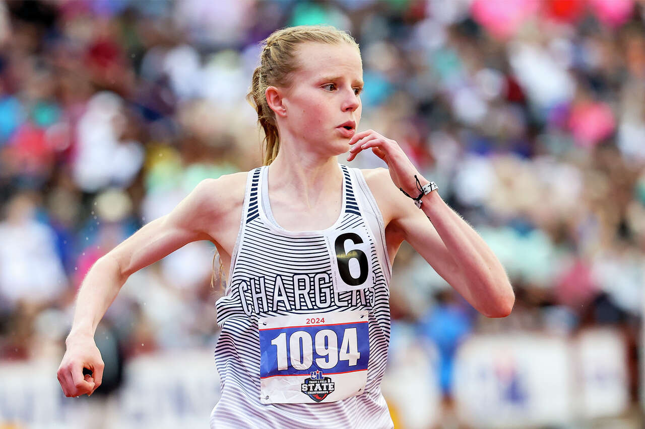 Boerne Champion's Elizabeth Leachman commits to Stanford track