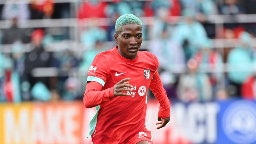 Kansas City's Temwa Chawinga wins 2nd straight NWSL MVP award