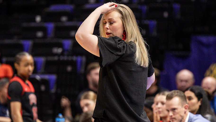 UNLV Lady Rebels Head Coach Lindy La Rocque: "Let's All Make This ...