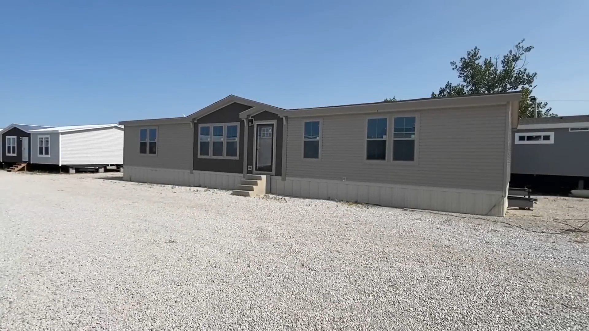 PRI3270-2008 by Sunshine Homes | 4 bed, 2 bath mobile house tour