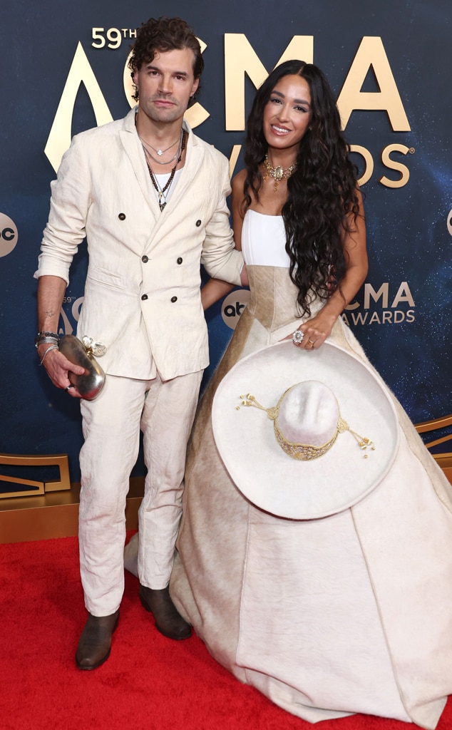 CMA Awards 2025: Celebrity Red Carpet Fashion